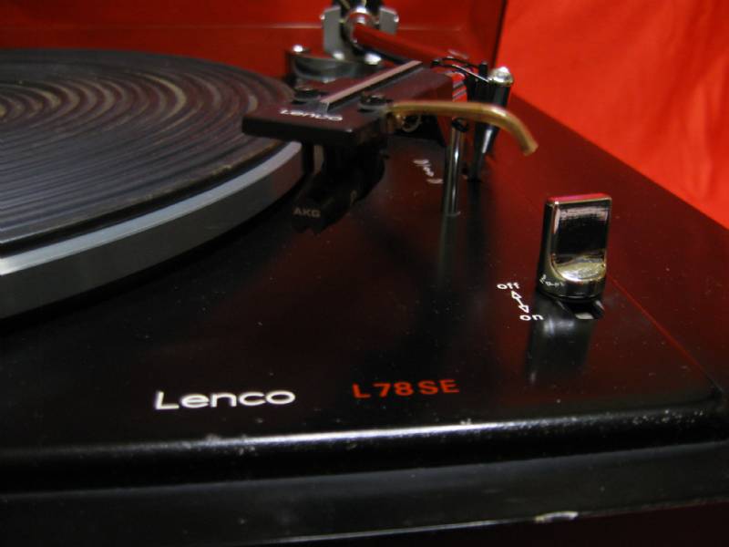 LENCO L78SE CON MOBILE E COPERCHIO