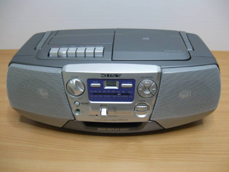 SONY CFD-V7 RADIOREGISTRATORE CON CD