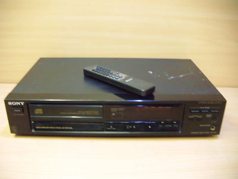 SONY CDP-670 CD PLAYER
